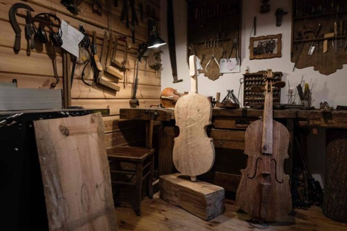 Viejos instrumentos devuelven la vida a una música perdida