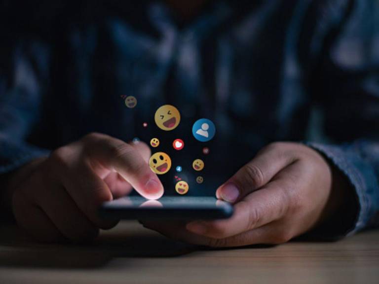 WhatsApp: ¿por qué la app eliminó el emoji de la ‘pistola’?
